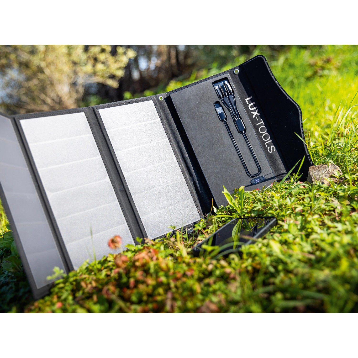 LUX Solar Ladestation faltbar 21 W A-SLS-21/13.000 kaufen bei OBI