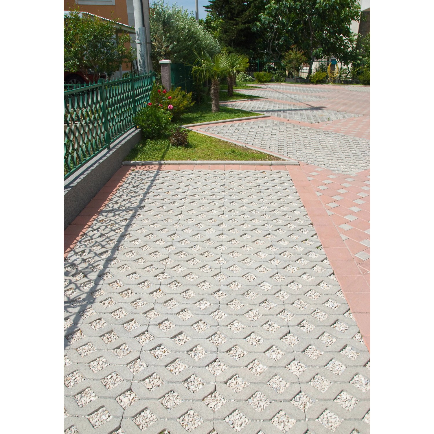 Rasengitterstein 40 cm x 60 cm x 8 cm kaufen bei OBI